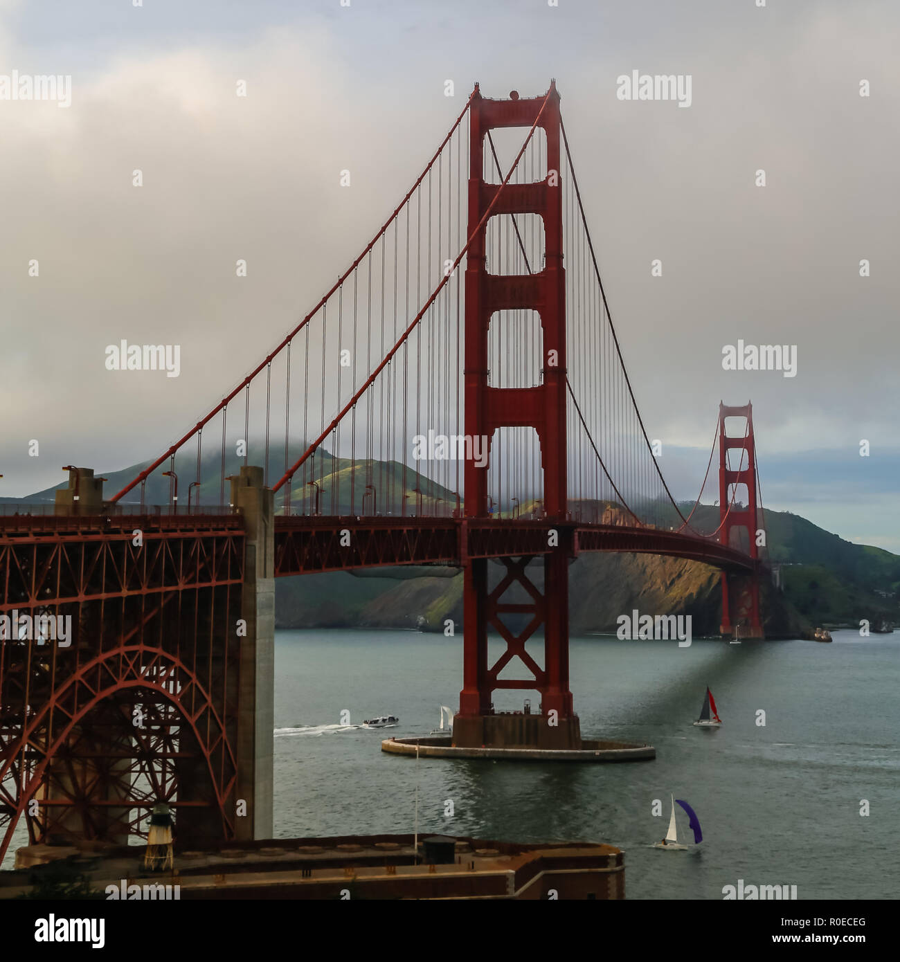 Structural steel connection hi-res stock photography and images - Alamy