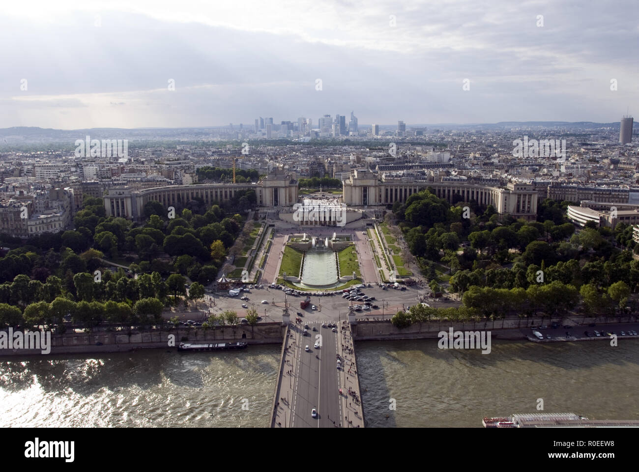 Chaillot district hi-res stock photography and images - Alamy