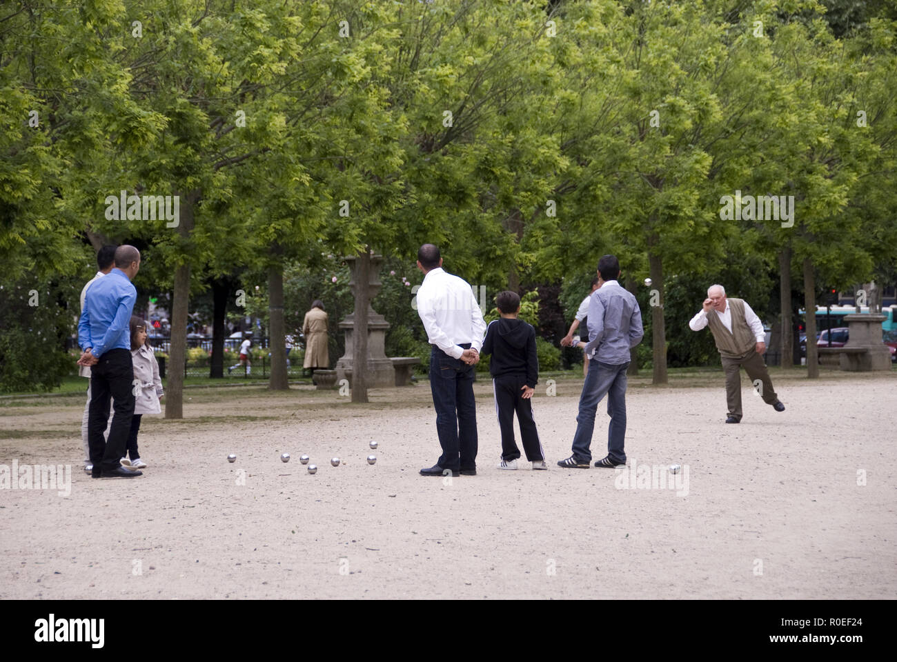 Petanque france paris hi-res stock photography and images - Alamy