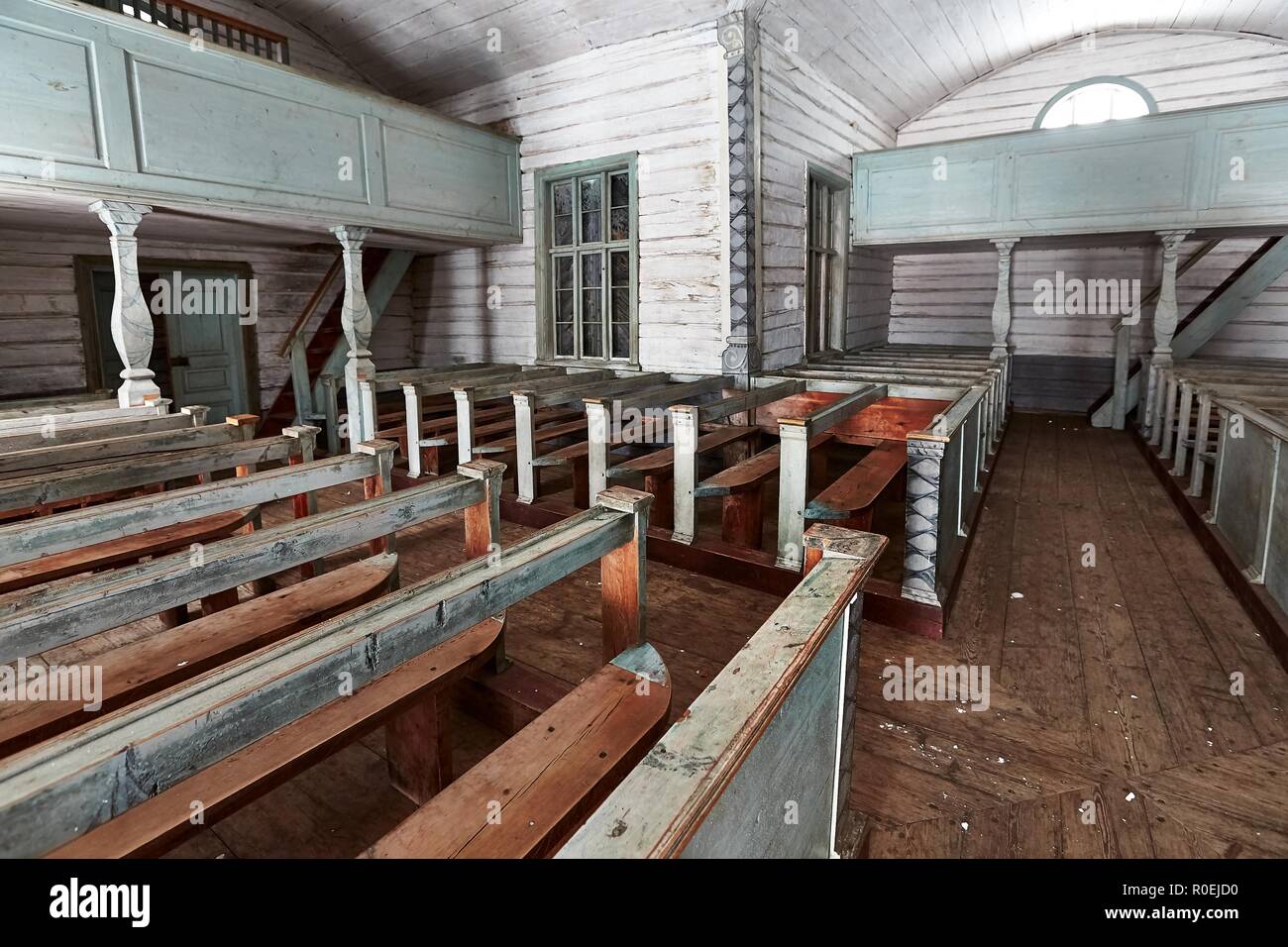 Small country church interior hi-res stock photography and images - Alamy