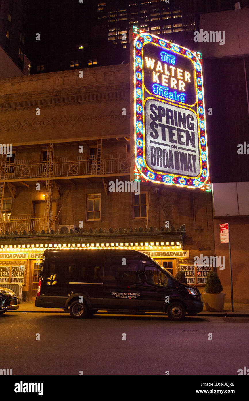 Bruce springsteen new york city hi-res stock photography and images - Alamy