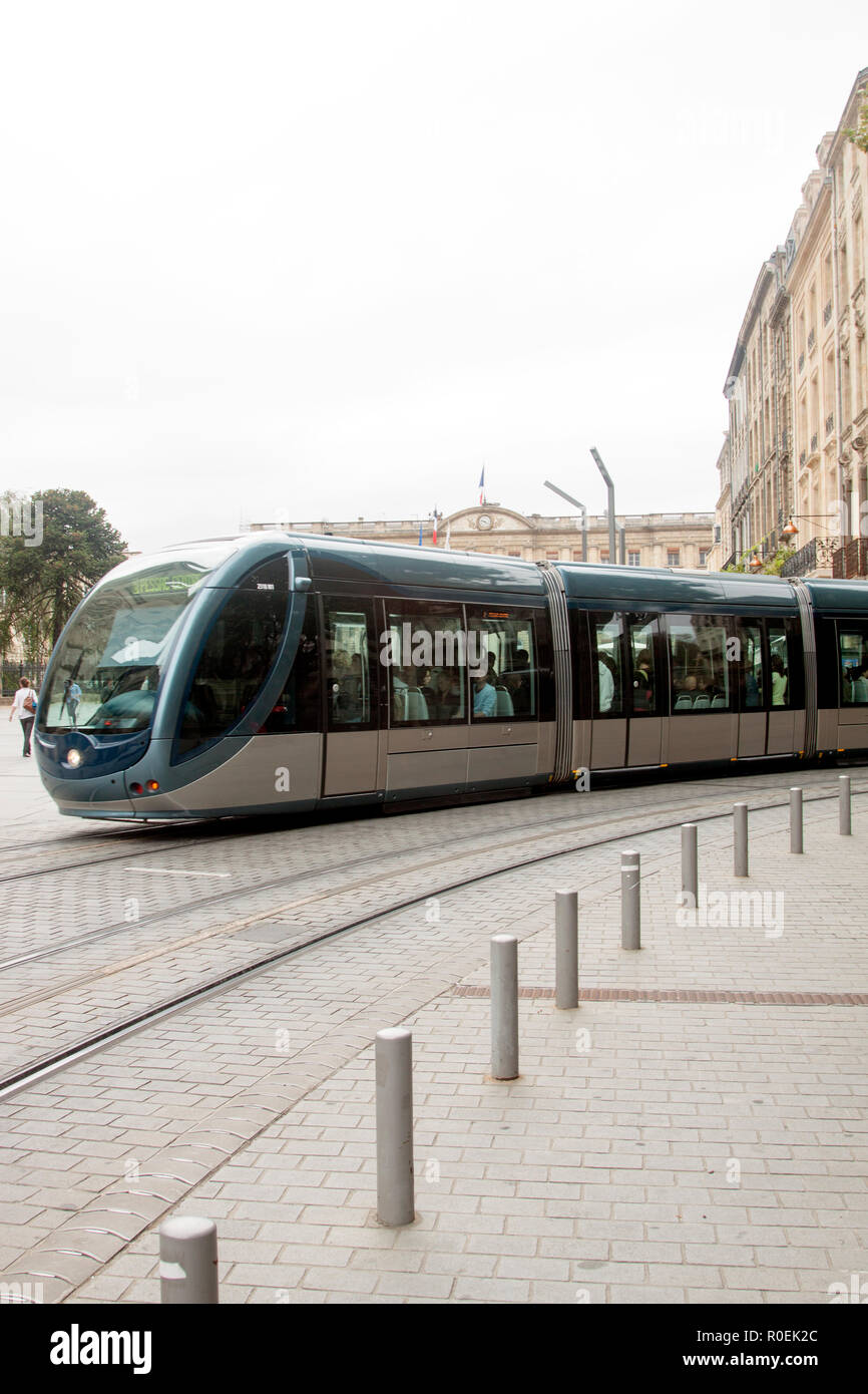 Tram on the Bordeaux Tramway Stock Photo - Alamy