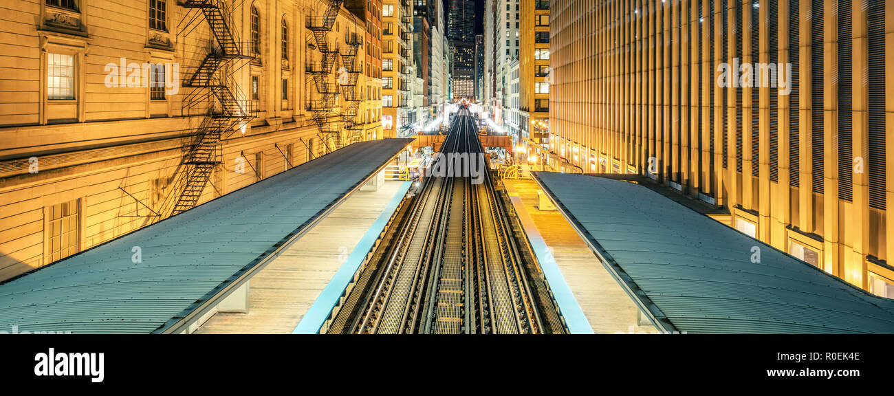 Chicago loop hi-res stock photography and images - Alamy