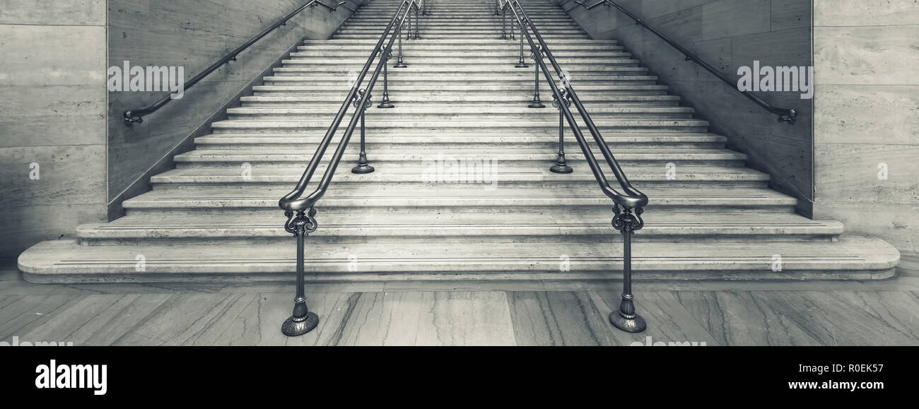 Chicago station union stairs hi-res stock photography and images - Alamy