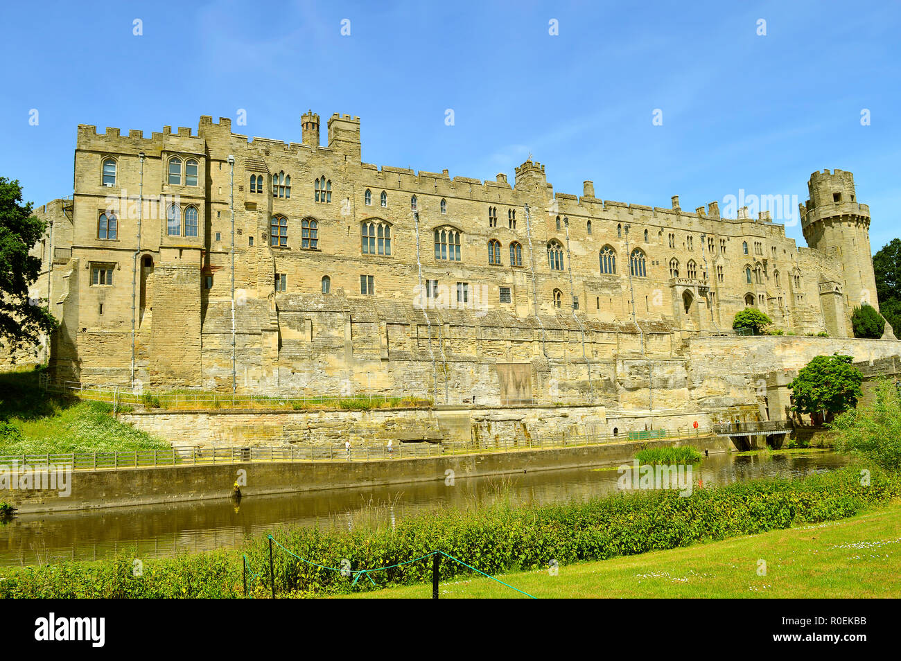 The historical medieval Warwick Castle in Warwickshire Stock Photo - Alamy