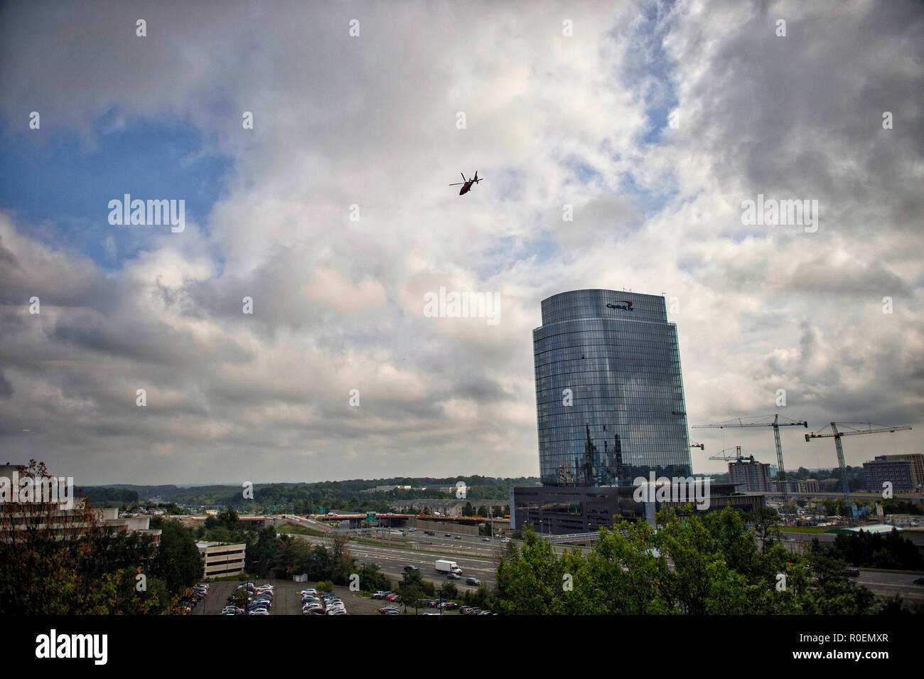 Silver line mclean metro hi-res stock photography and images - Alamy