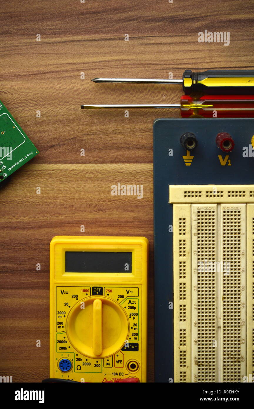 Project electronic hi-res stock photography and images - Alamy