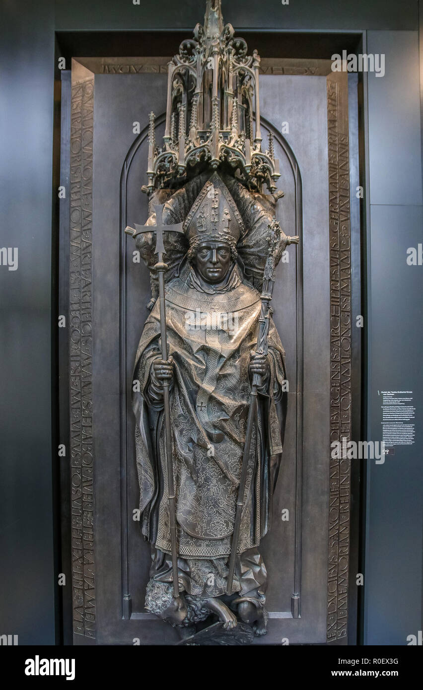 Tumba 100 hi-res stock photography and images - Alamy