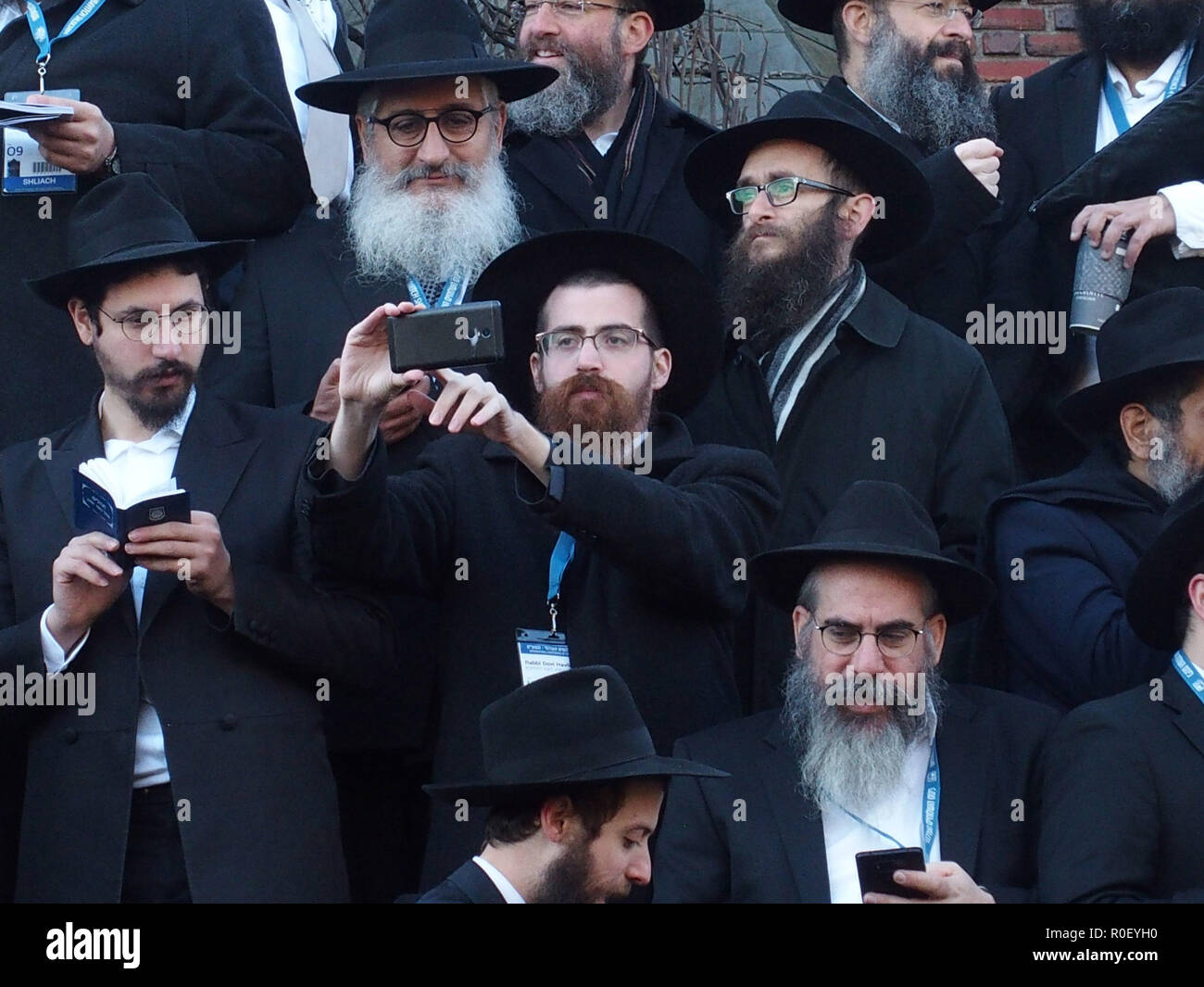 Thousands of bearded hasidic rabbis hi-res stock photography and images ...