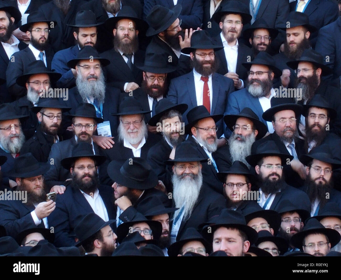 New York, New York, USA. 4th Nov, 2018. Thousands of bearded Hasidic ...