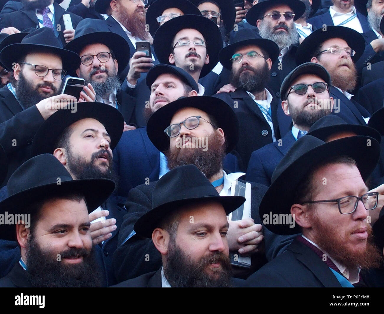 New York, New York, USA. 4th Nov, 2018. Thousands of bearded Hasidic ...