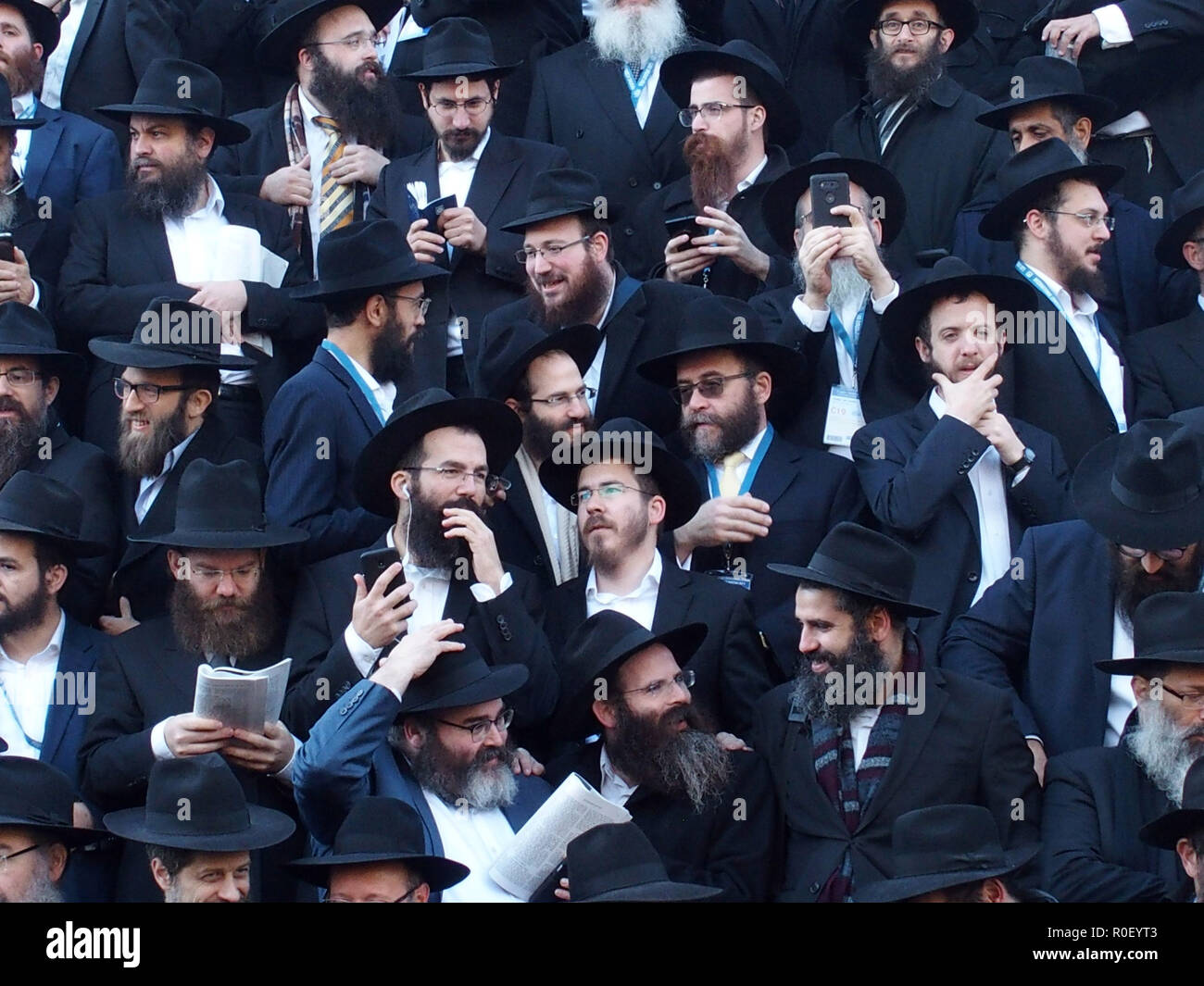 New York, New York, USA. 4th Nov, 2018. Thousands of bearded Hasidic ...