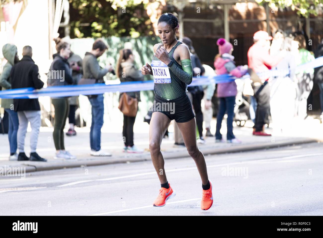 Mamitu daska hi-res stock photography and images - Alamy