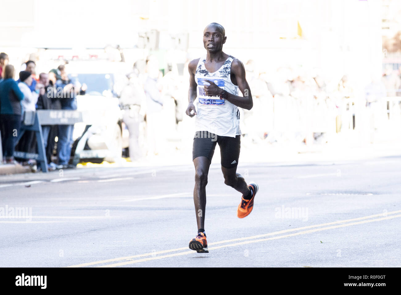 New York, NY, USA. 4th Nov, 2018. DANIEL WANJIRU (KRN) running in ...