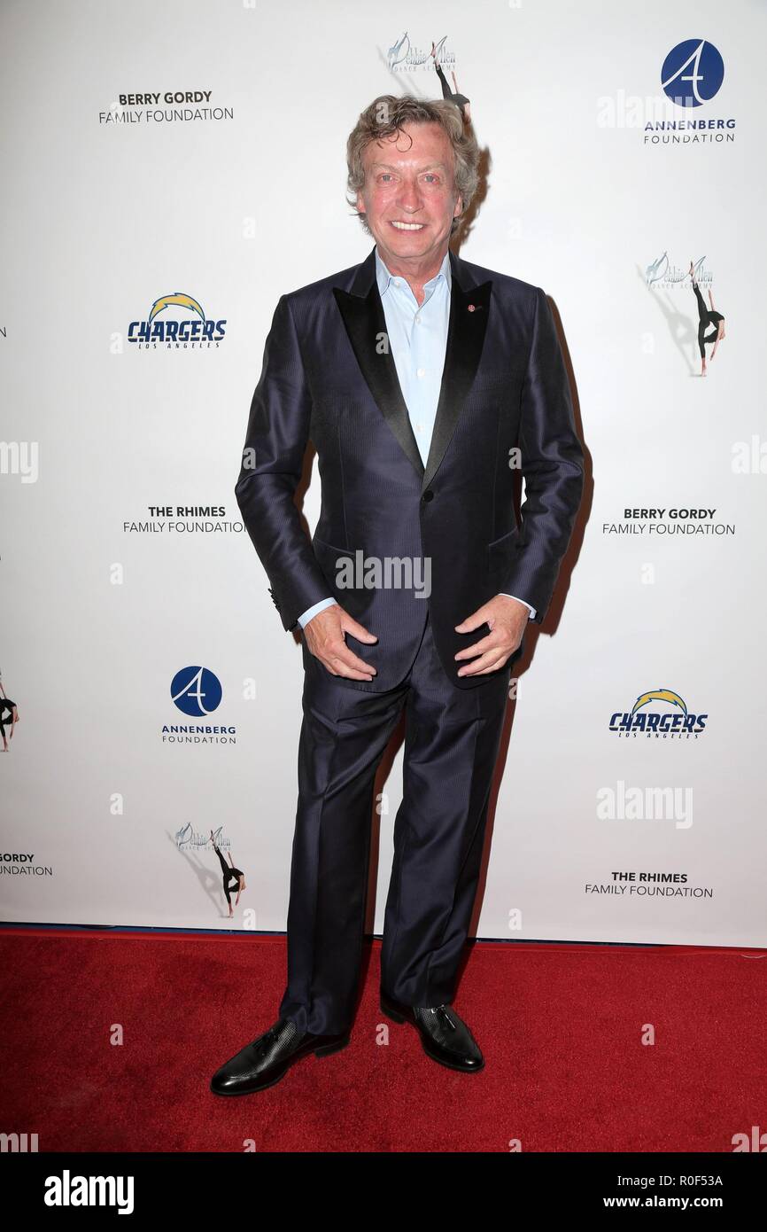 Beverly Hills, CA. 1st Nov, 2018. Nigel Lythgoe at arrivals for 18th ...