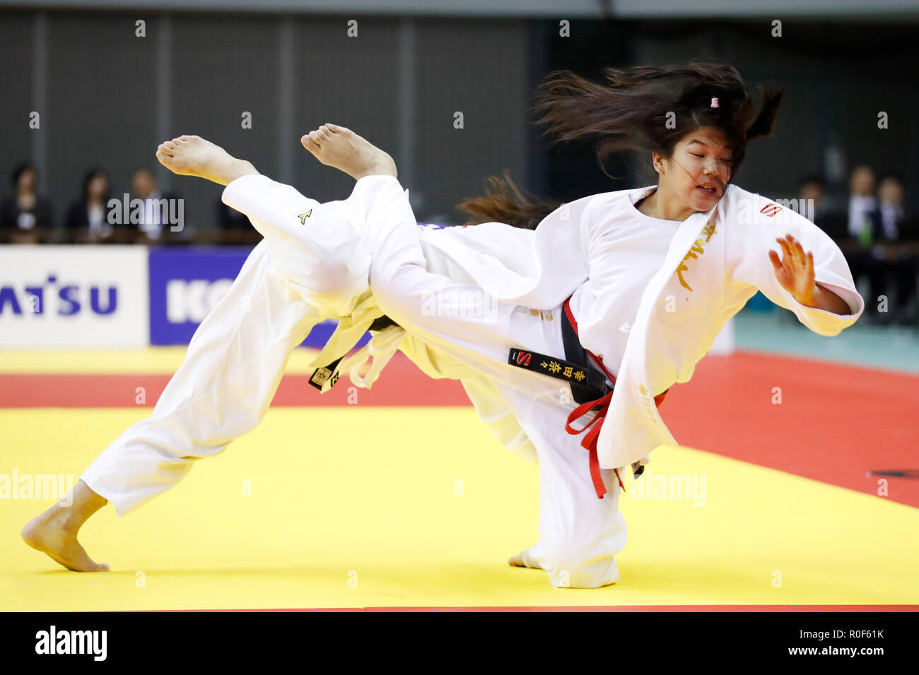 Chiba, Japan. 4th Nov, 2018. (L to R) Masako Doi, ? Nana Kota Judo ...