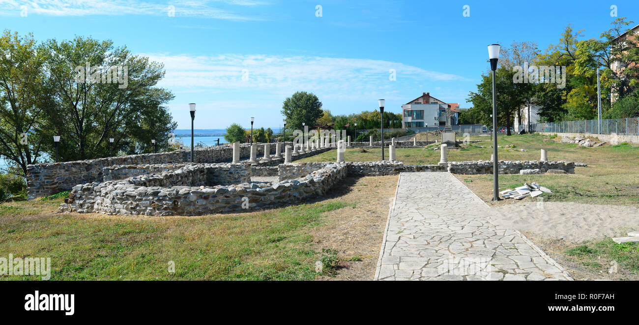 Drobeta Turnu Severin city Roman fort ruins architecture panorama Stock ...