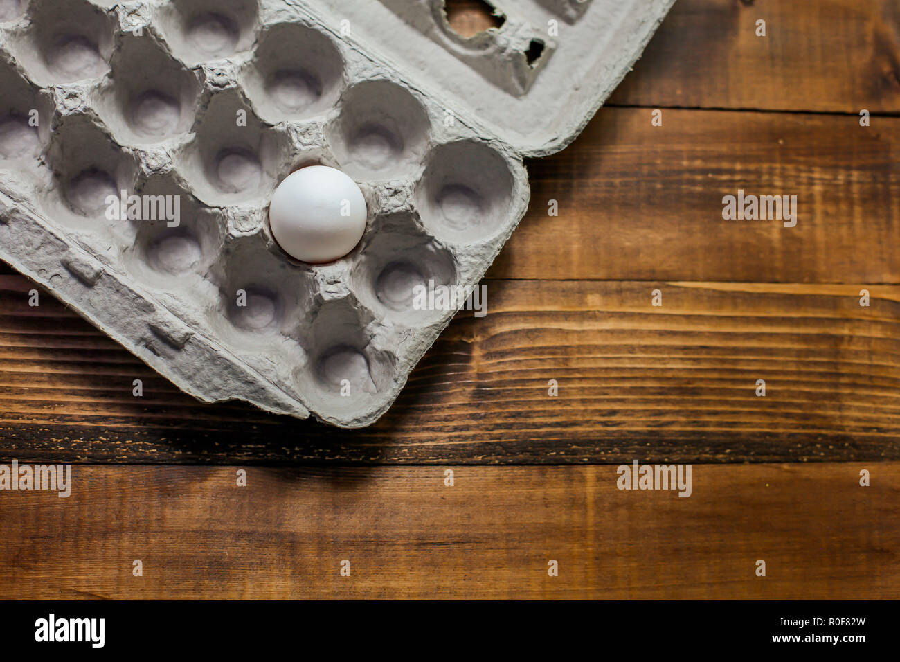 Wooden egg box hi-res stock photography and images - Alamy