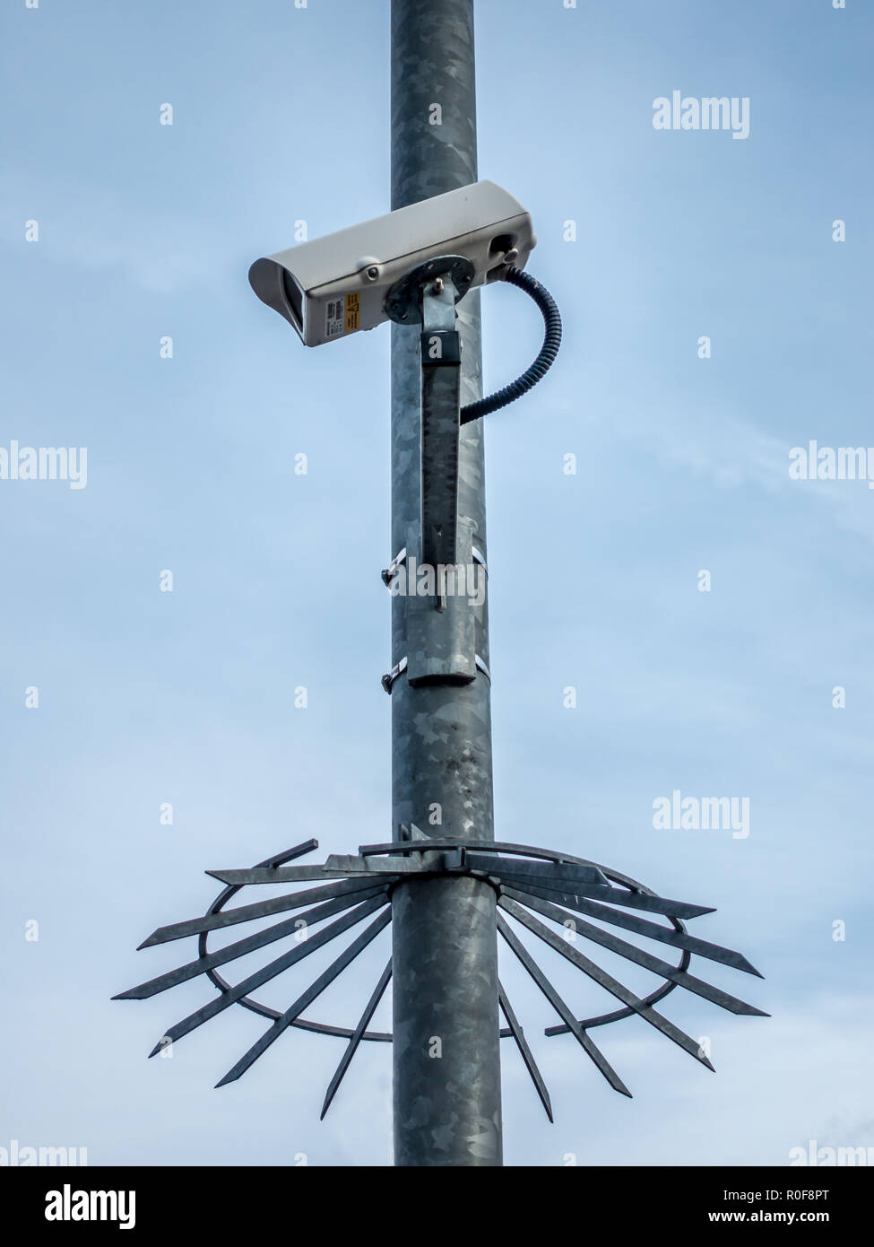 Cctv camera looking down hi-res stock photography and images - Alamy