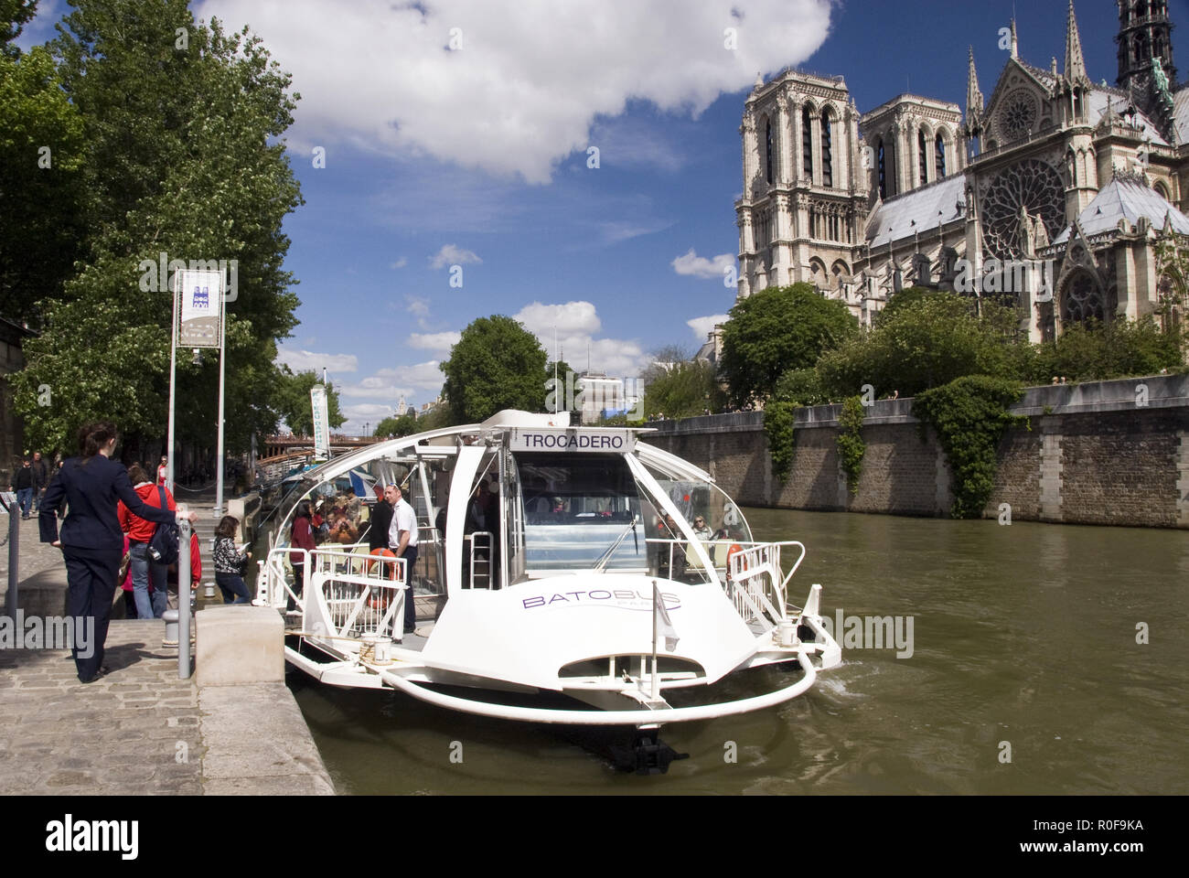 Bateau bus hi-res stock photography and images - Alamy