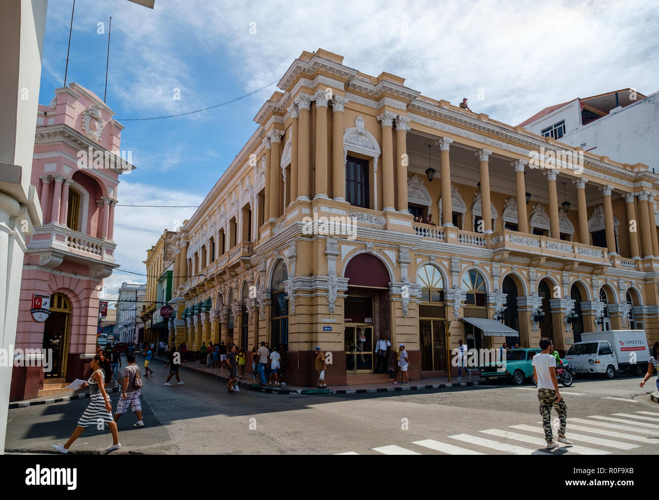 Spanish Colonial Architecture In Cuba High Resolution Stock Photography ...