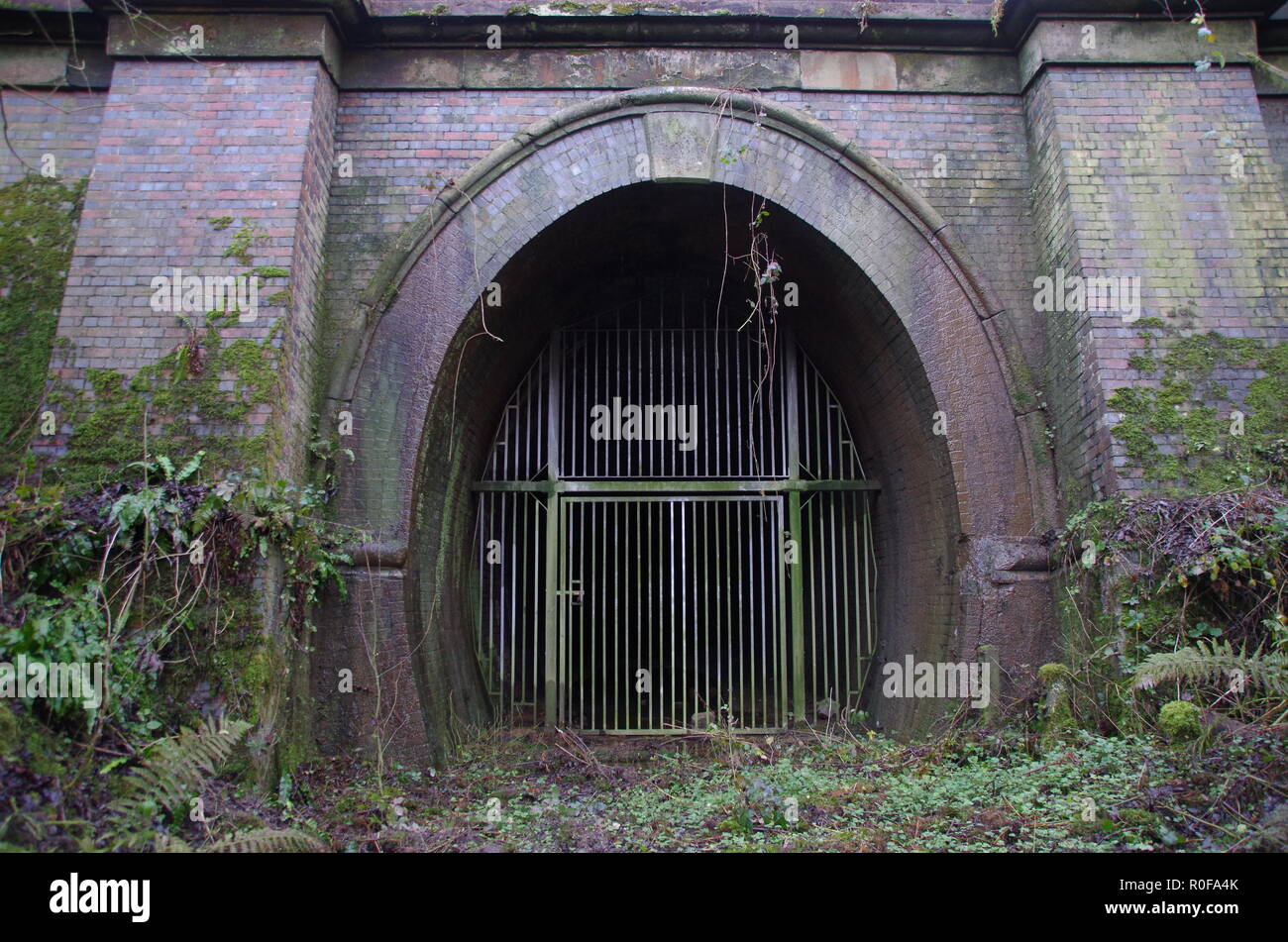 Oxendon Tunnel disused railway tunnel. The Macmillan Way. The Brampton ...