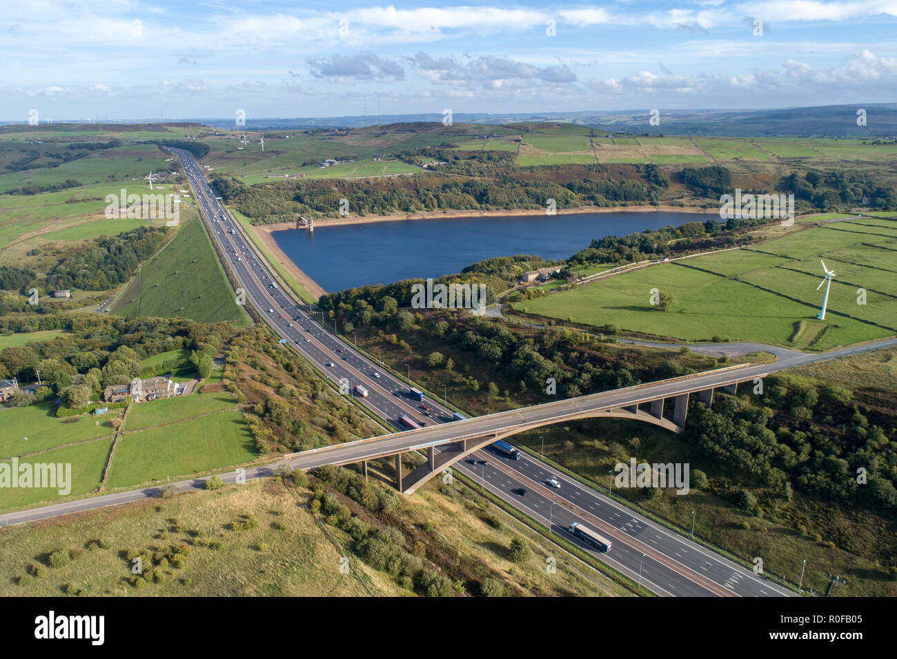 Scammonden dam hi-res stock photography and images - Alamy