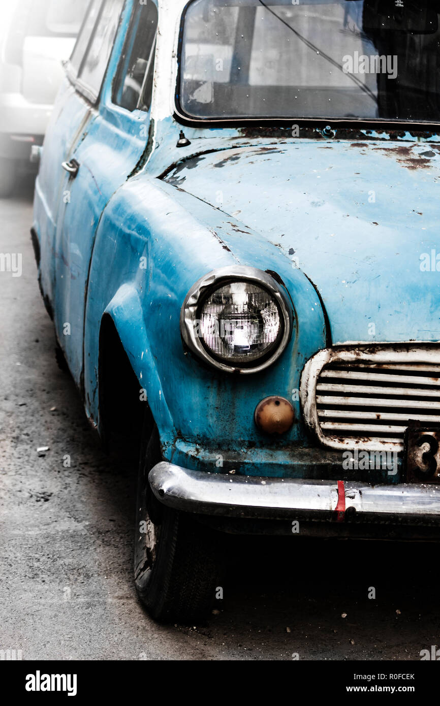 Poor car maintenance hi-res stock photography and images - Alamy