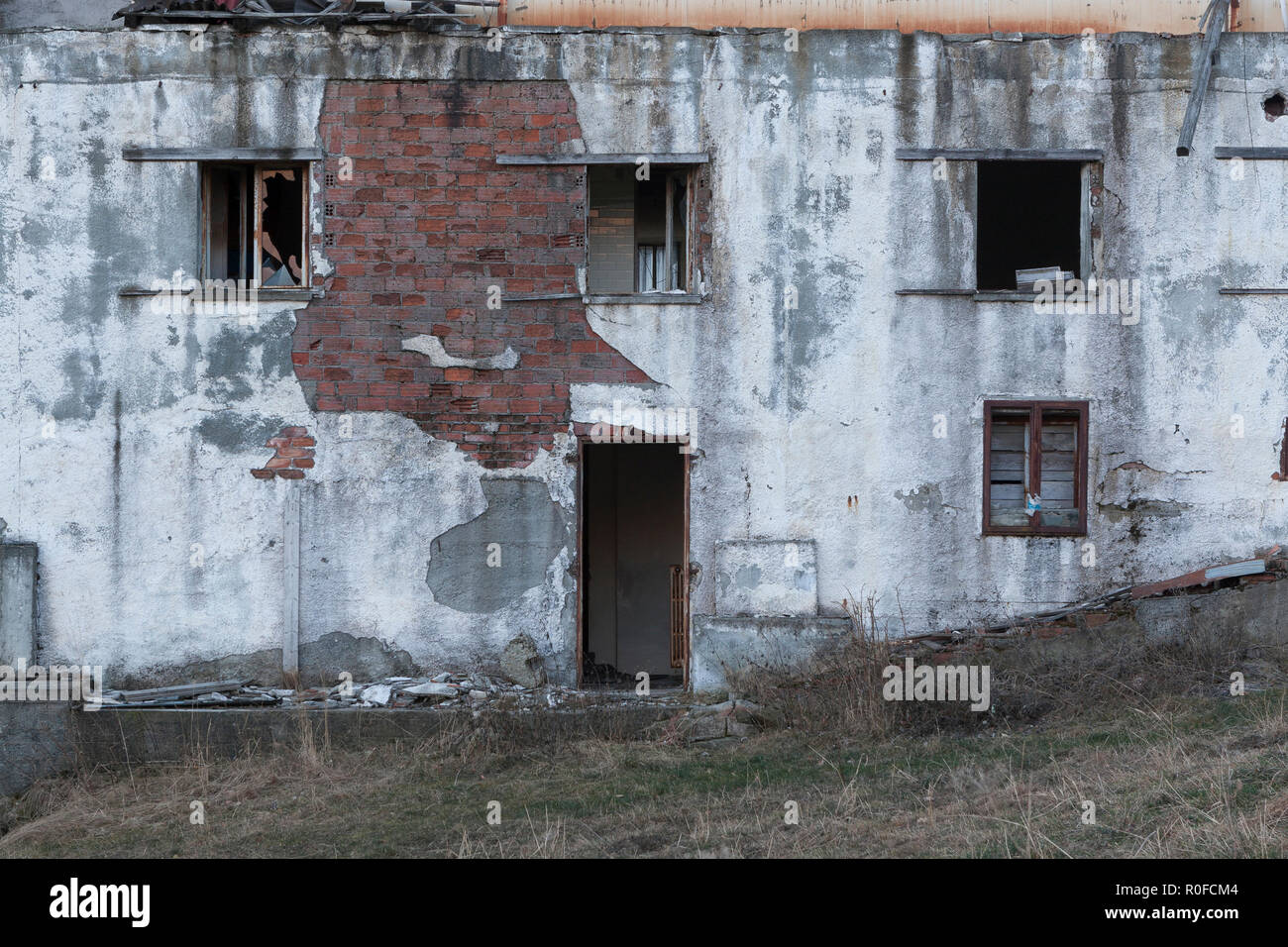 Facade of abandoned building Stock Photo - Alamy