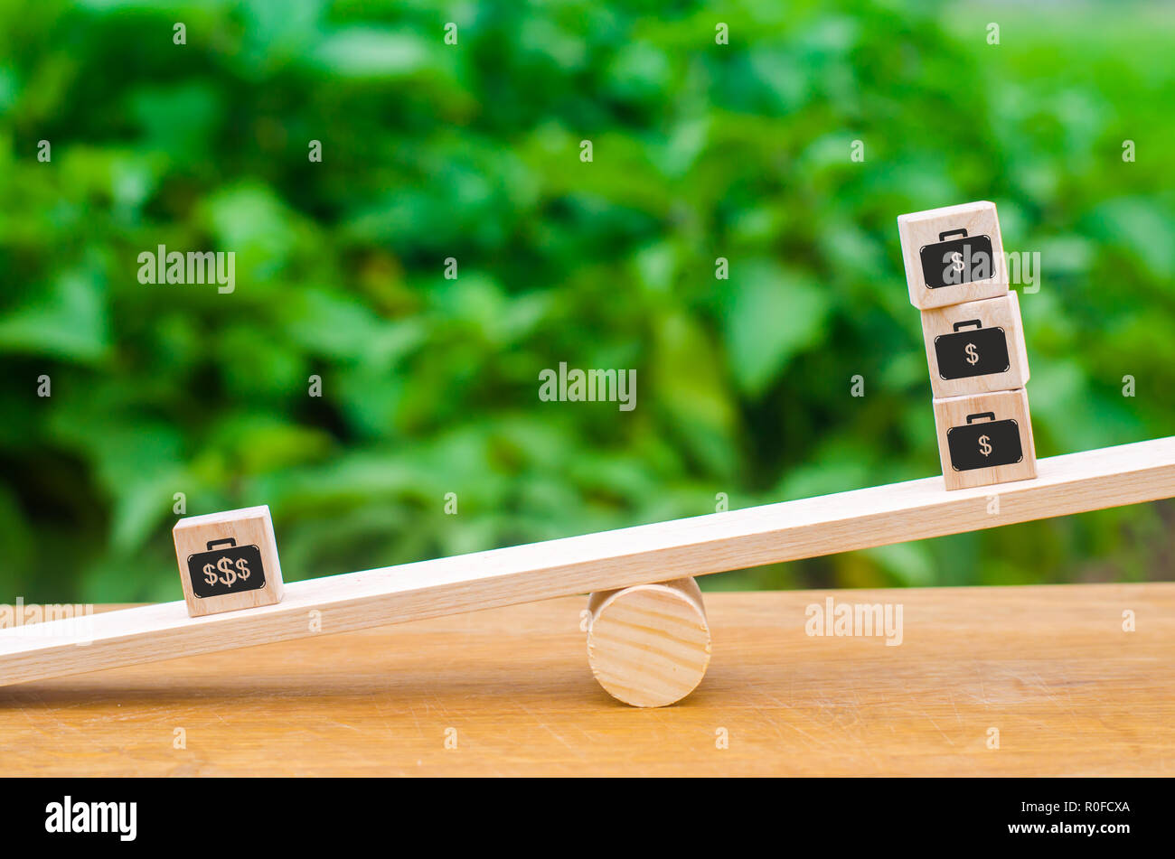 Salary comparison hi-res stock photography and images - Alamy