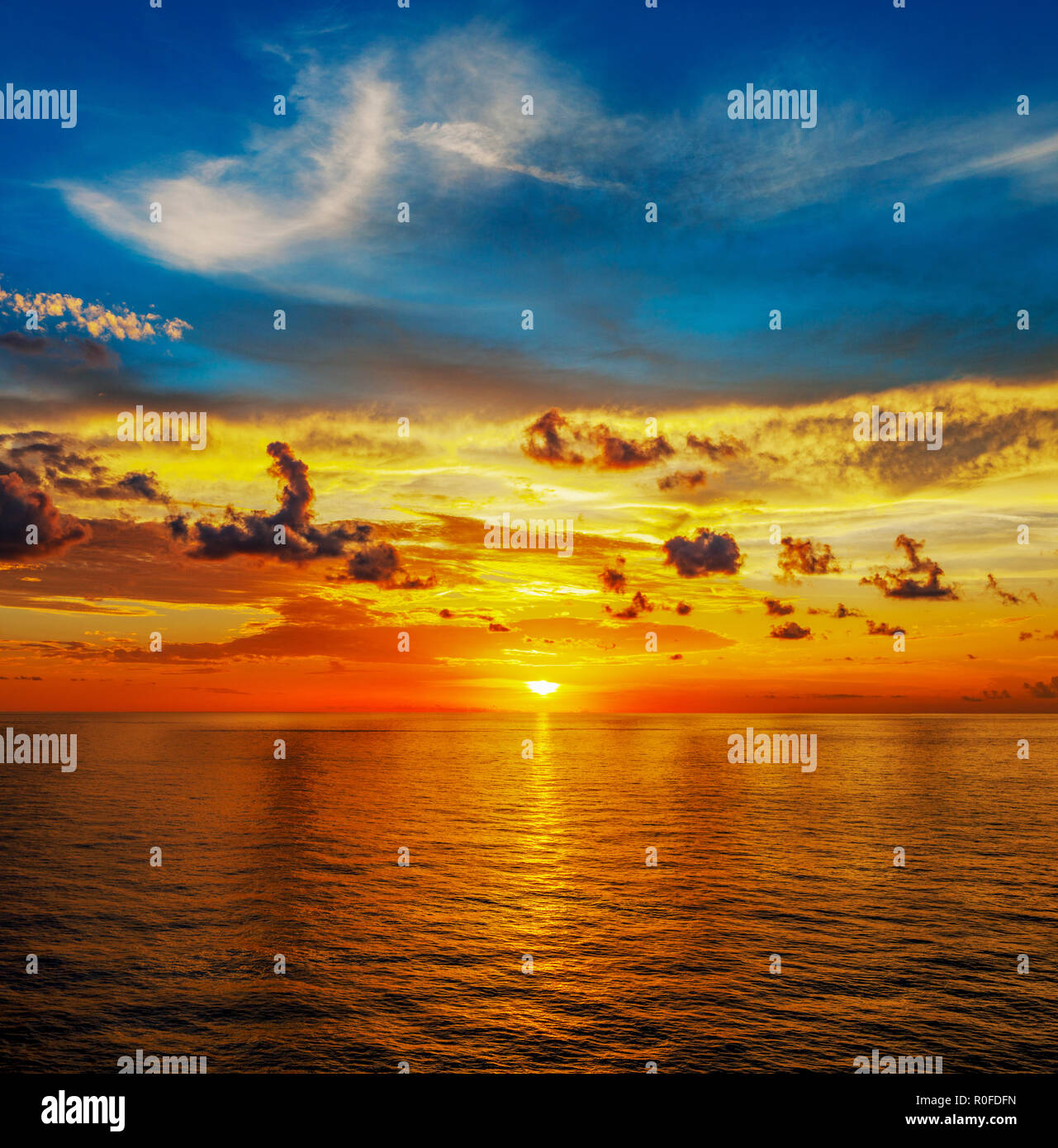 Wonderful sea hi-res stock photography and images - Alamy