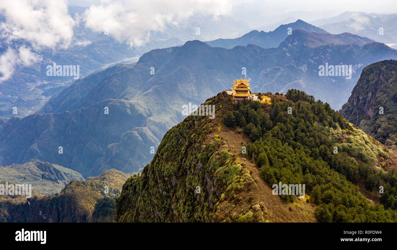Mount emei hi-res stock photography and images - Alamy