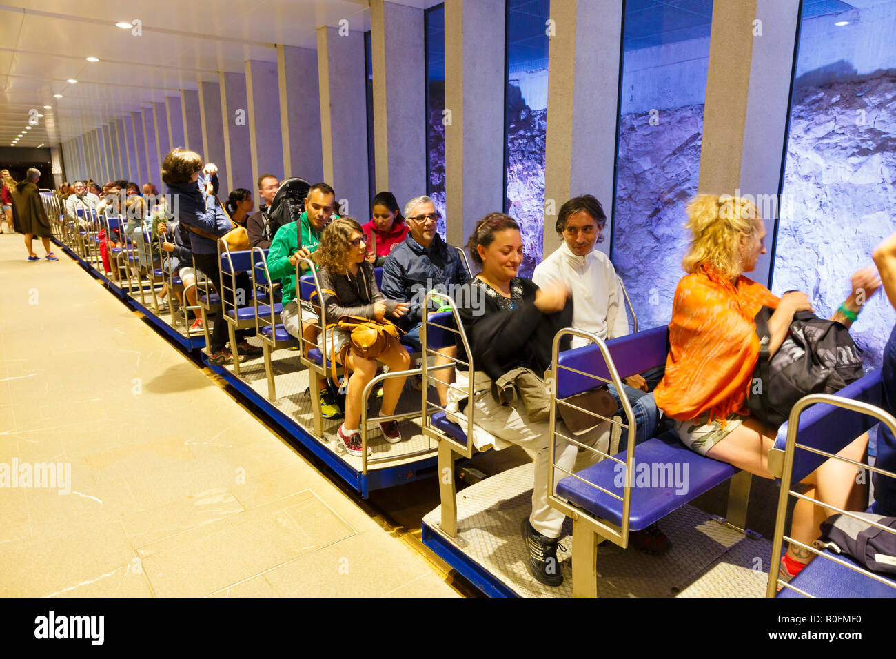 Sightseeing by train hi-res stock photography and images - Alamy