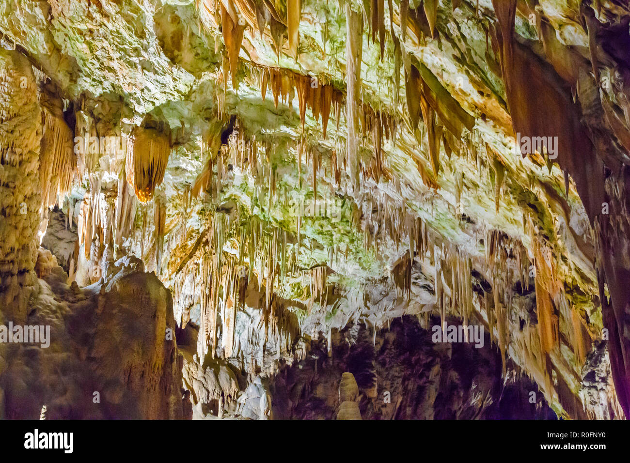 Karst cave hi-res stock photography and images - Alamy