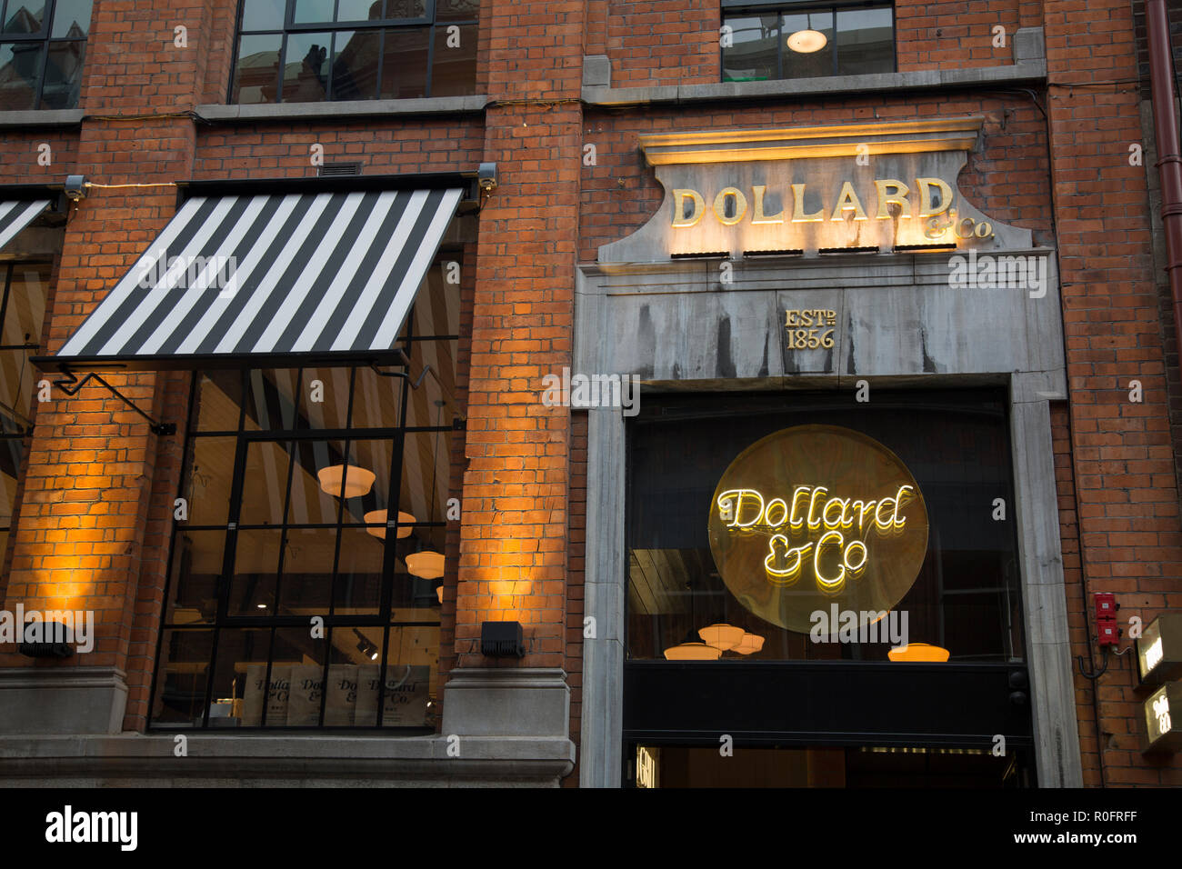 Dolland hi-res stock photography and images - Alamy