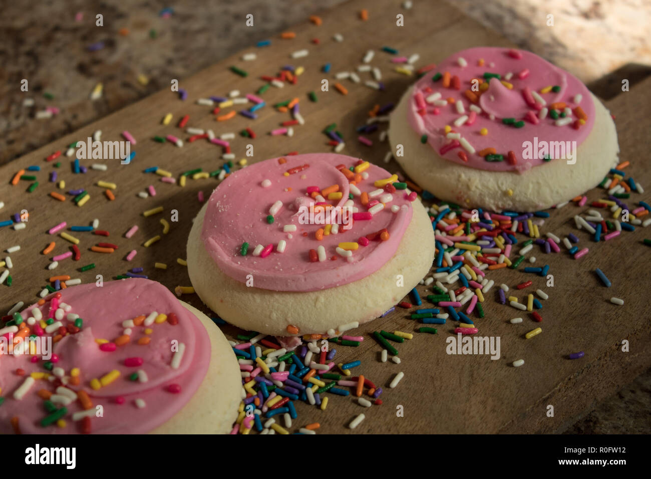 Round sweets hi-res stock photography and images - Alamy