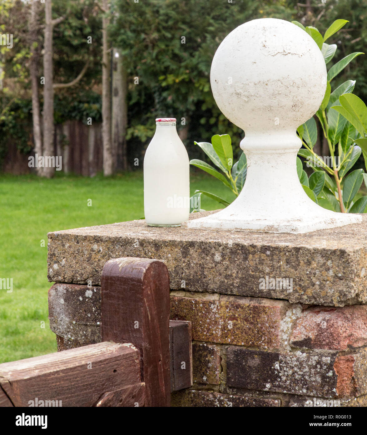 Milkman hi-res stock photography and images - Alamy