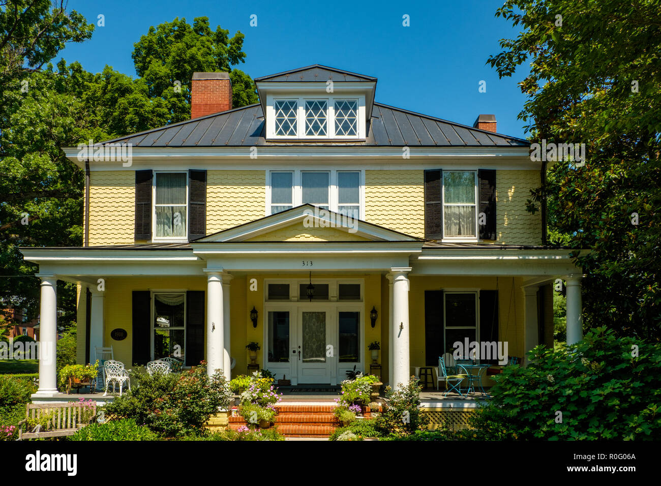 William t shields house hi-res stock photography and images - Alamy