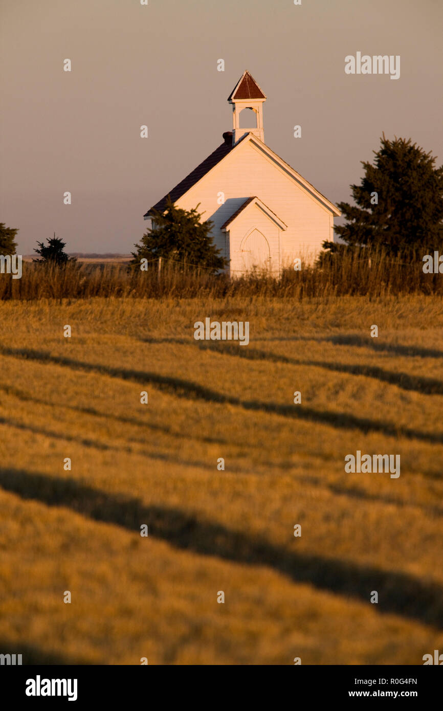 Old country church in saskatchewan hi-res stock photography and images ...