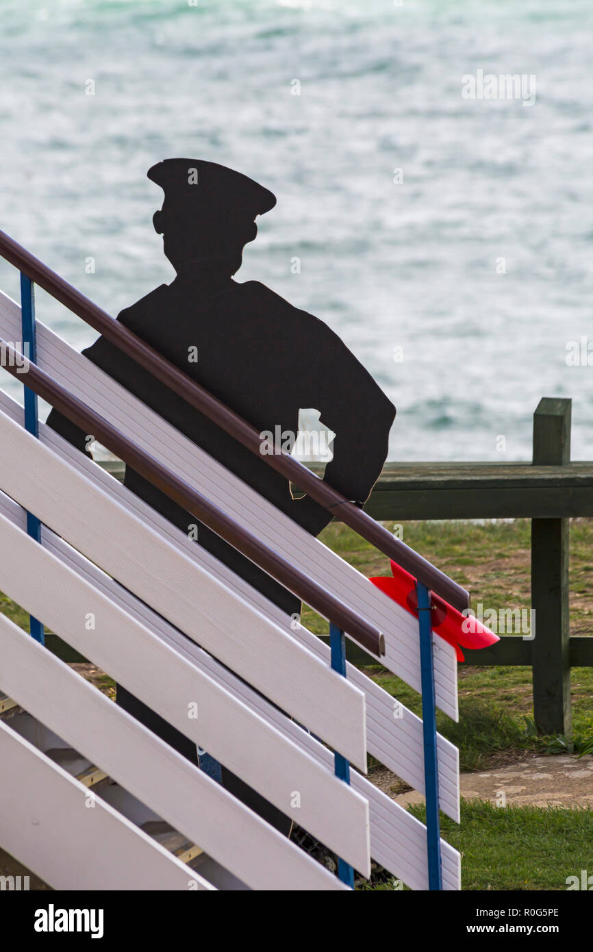 Remembrance day soldier silhouettes hi-res stock photography and images ...