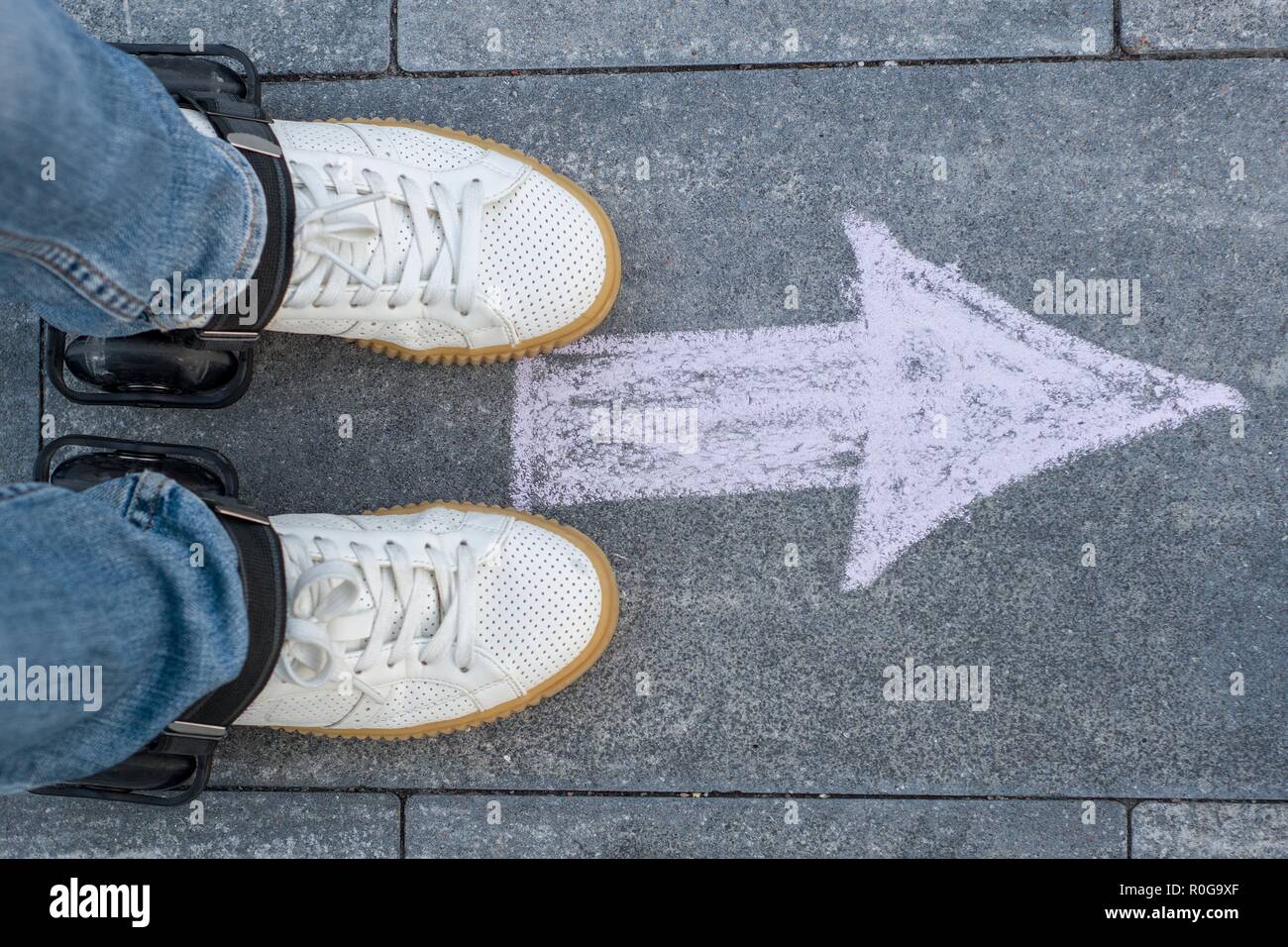 Woman lost leg hi-res stock photography and images - Alamy