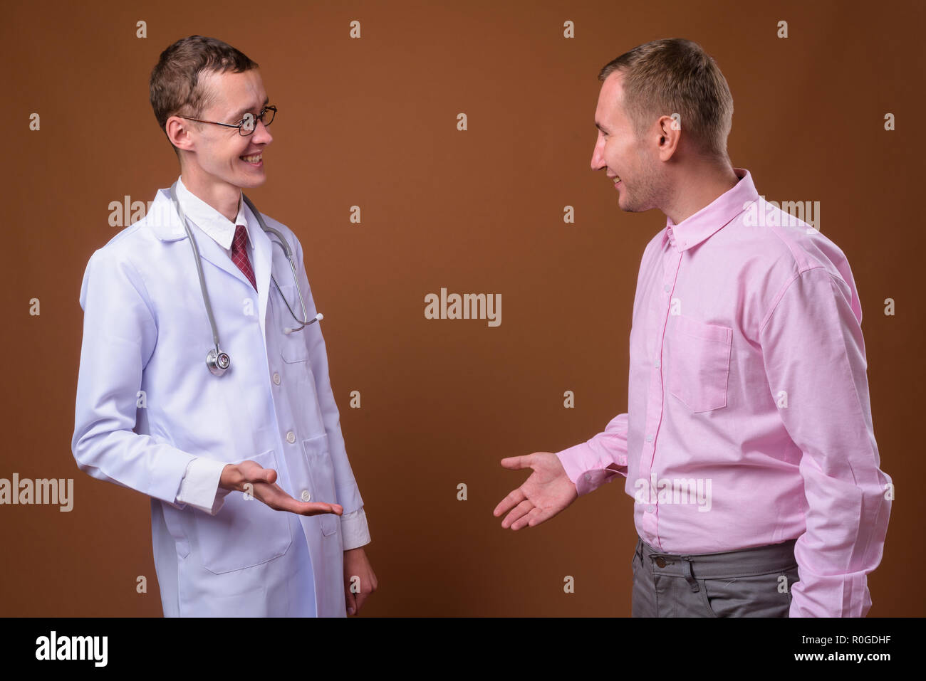 Happy male patient hi-res stock photography and images - Alamy