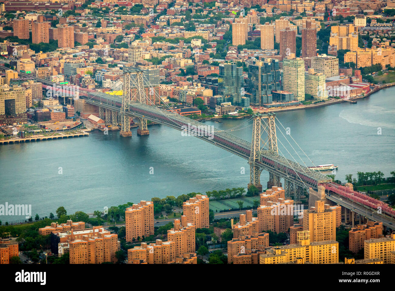 Aerial view of Brooklyn and Manhattan bridges from helicopter Stock ...