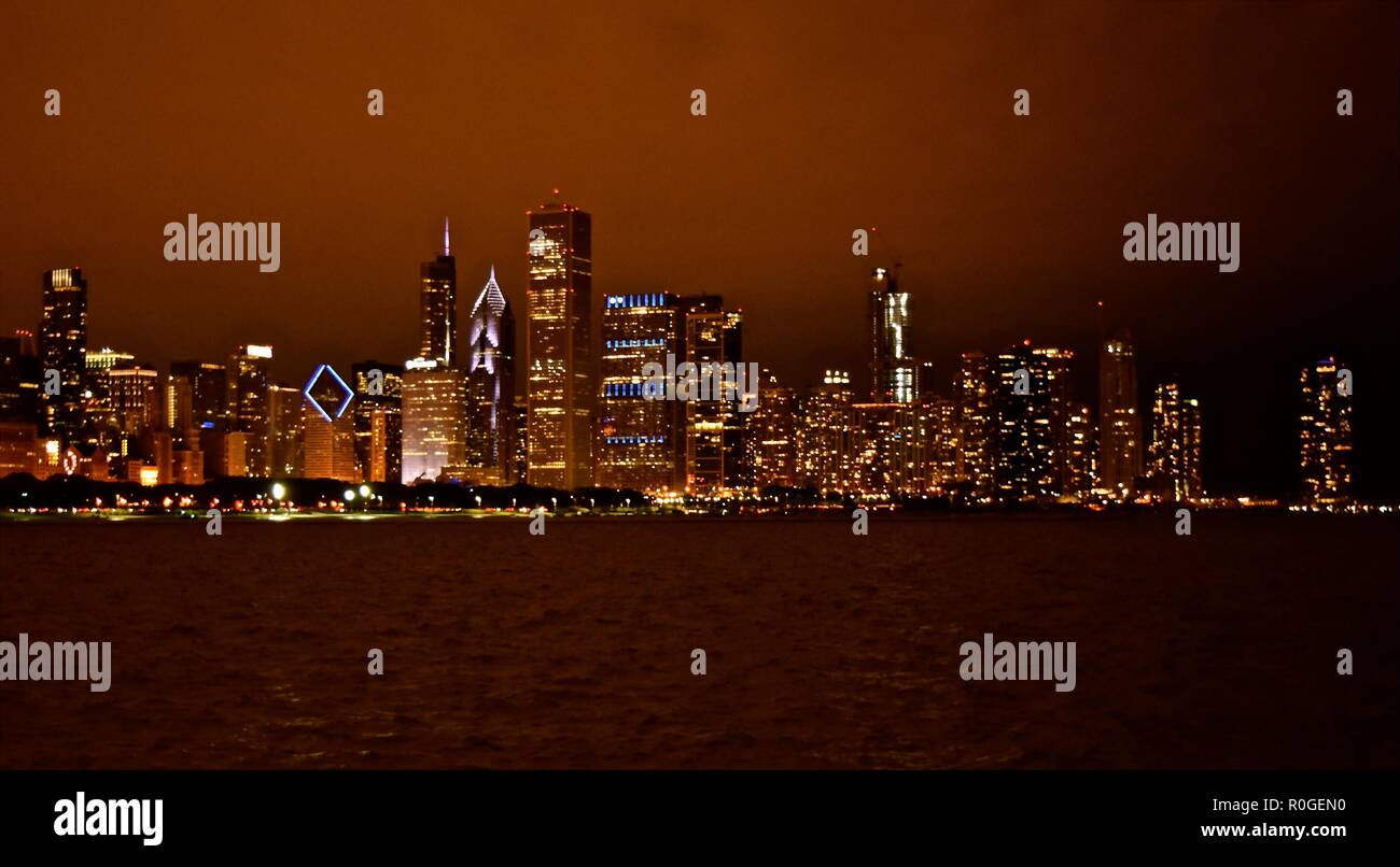 Chicago skyline is one of the tallest skylines in the world, boasting 4 ...