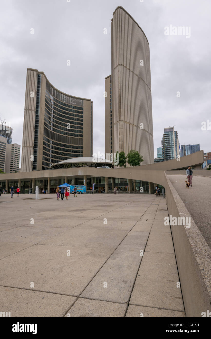 Nathan phillips square toronto hi-res stock photography and images - Alamy