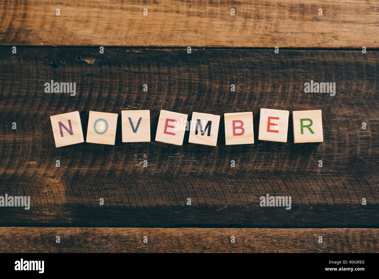 Table november hi-res stock photography and images - Alamy