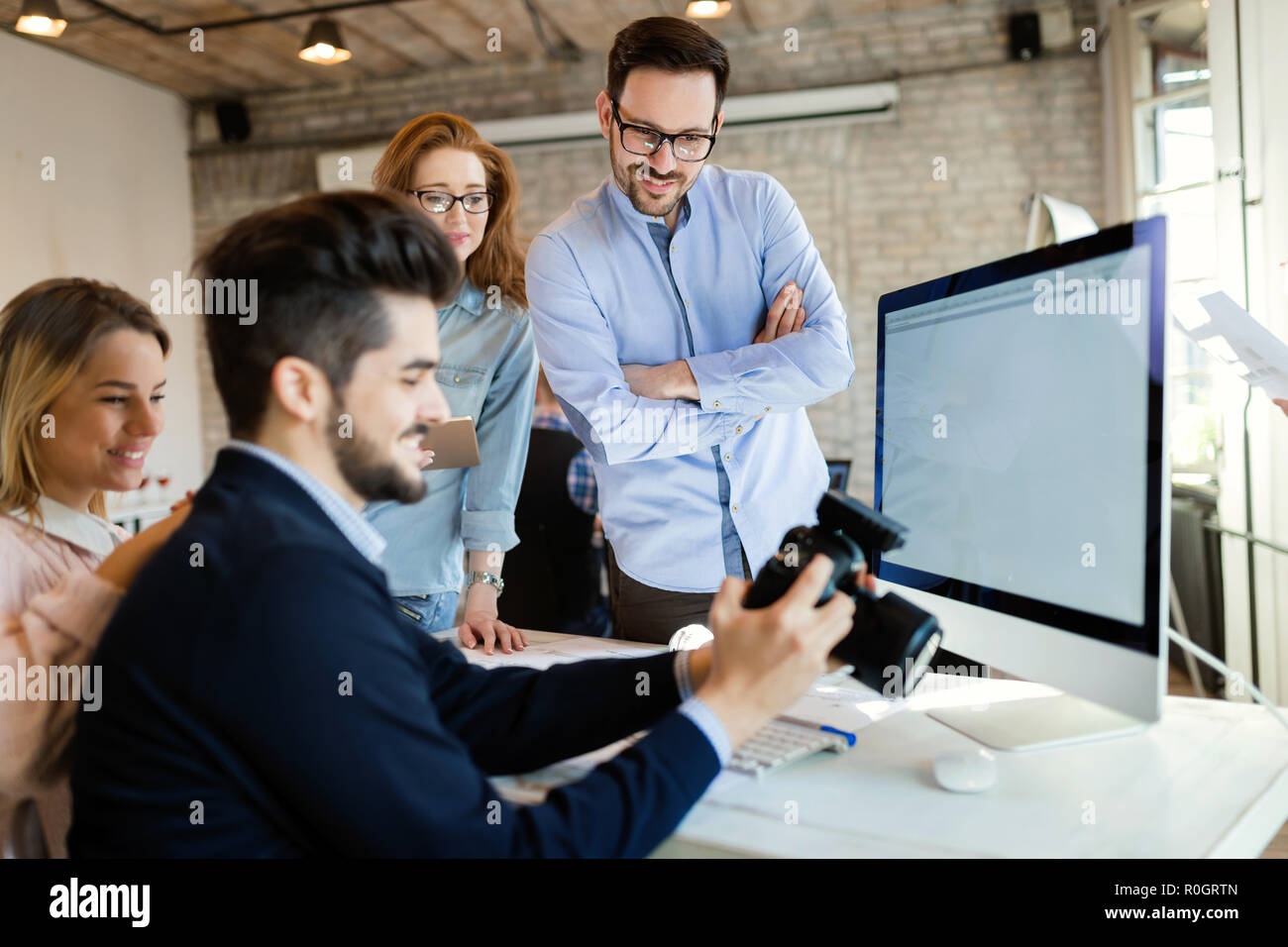 Professional photographer team hi-res stock photography and images - Alamy