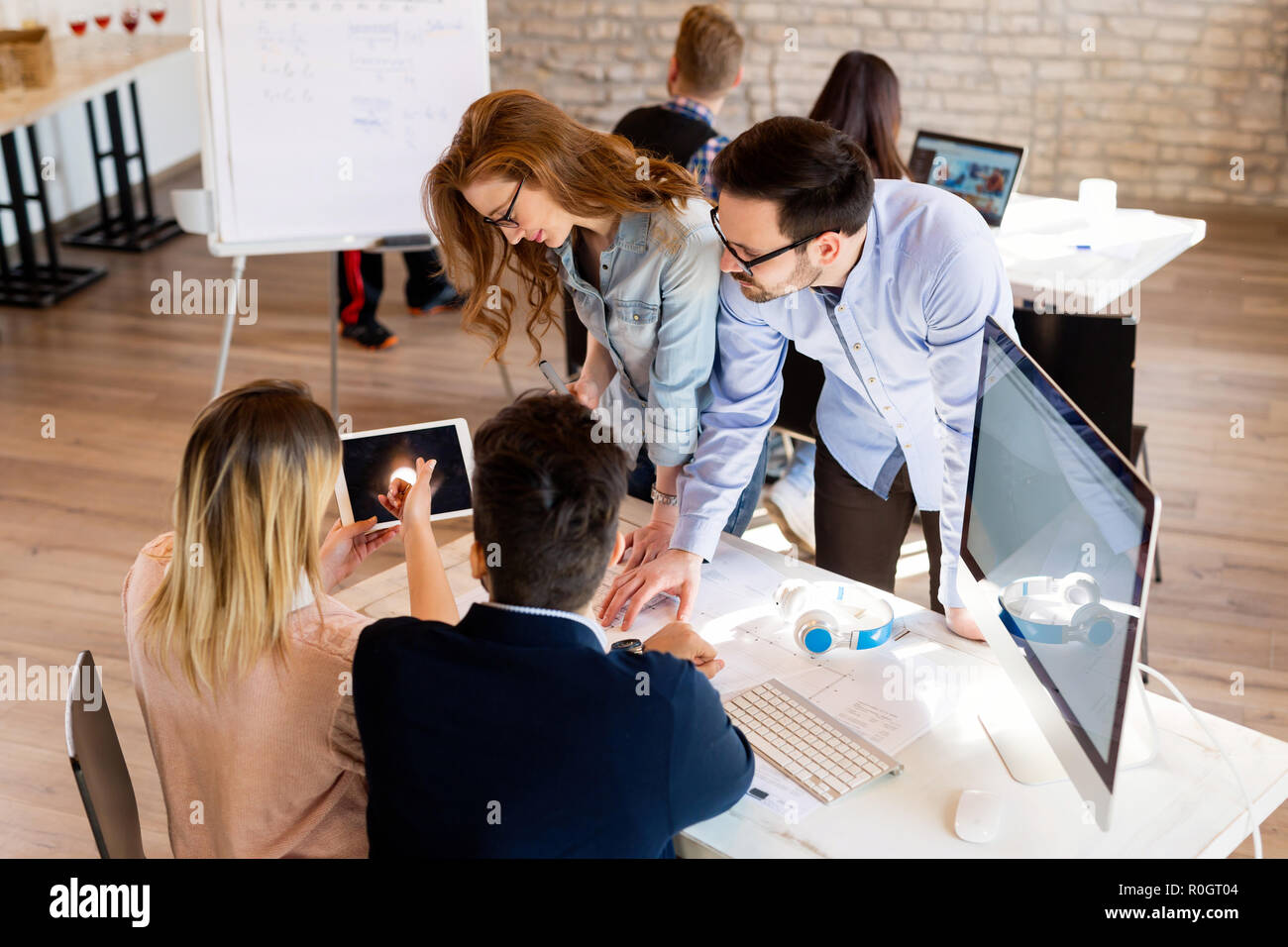 Diverse employees working hi-res stock photography and images - Alamy
