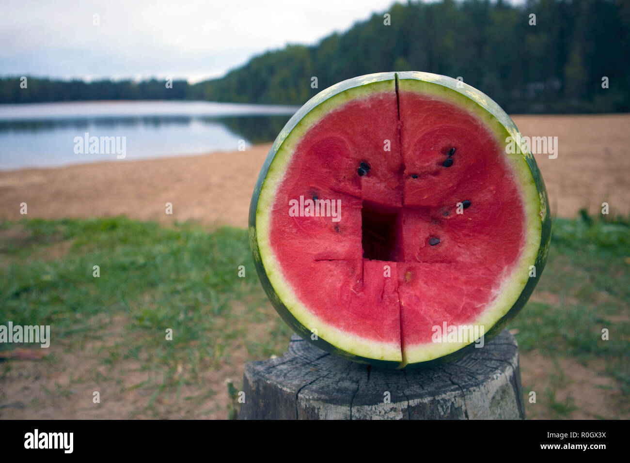 Notched watermelon hi-res stock photography and images - Alamy