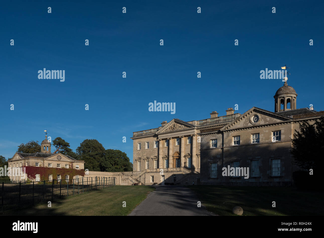 Kirtlington Park Country House Stock Photo - Alamy